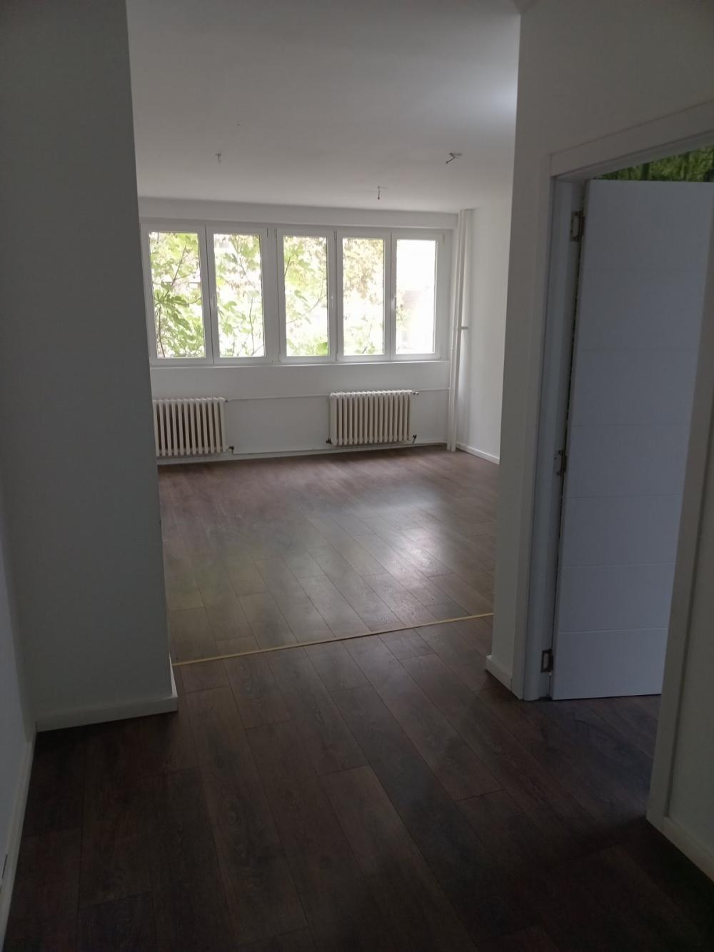 Džona Kenedija,prazan,renoviran,za pp ID#19013
850 €