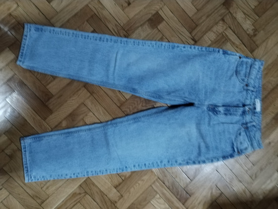 Zara farmerke duboke 40 M
