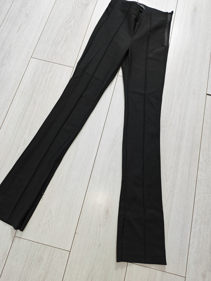 Zara pantalone s