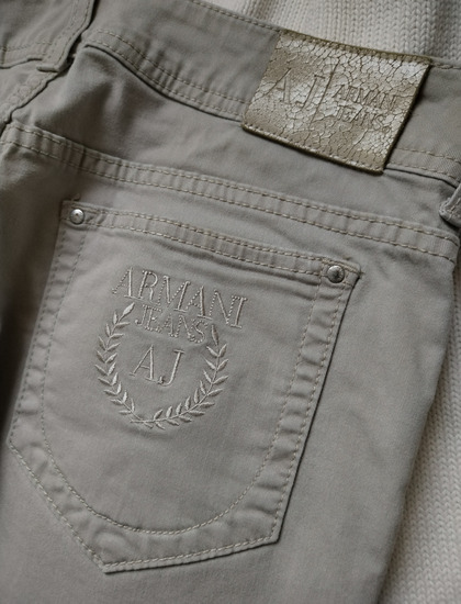    ARMANI pantalone sa natpisom ☆ 38/M ☆