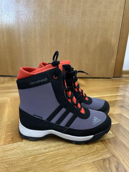 Adidas original zenske nove cizme