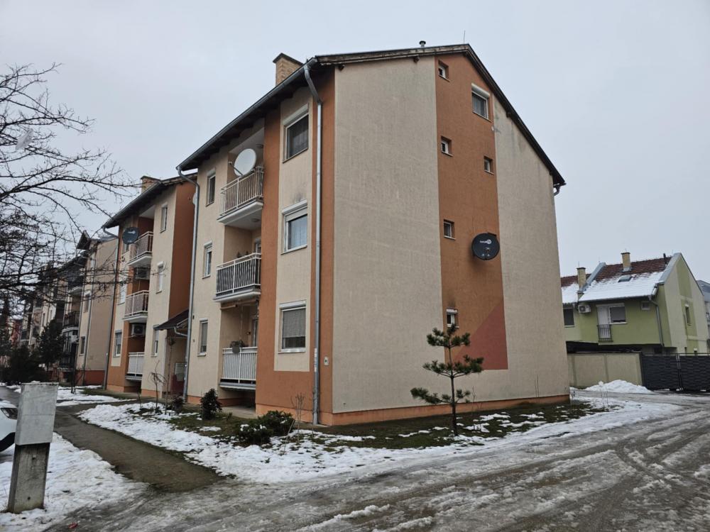 Kertvaroš -Četvorosoban stan sa garažom ID#1762
130.000 €
