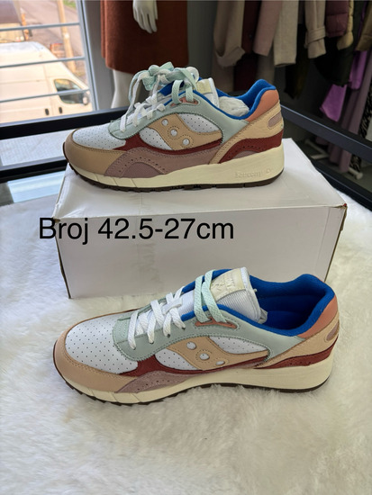 SAUCONY patike broj 42.5