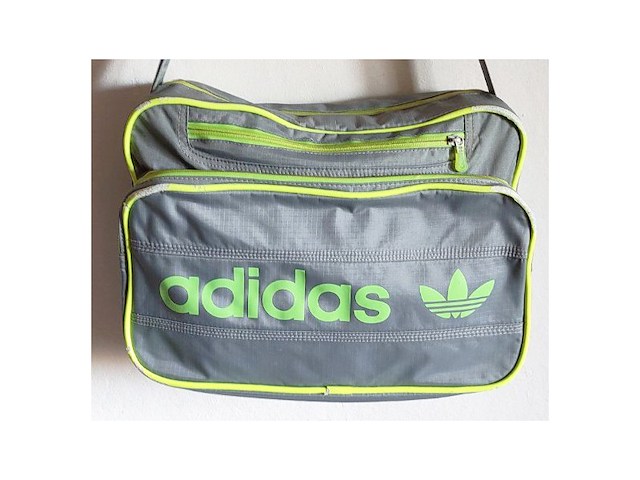 Original ADIDAS Torba – Maksimalna Organizacija!