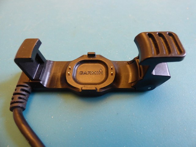 GARMIN original USB kabl-punjač za ForeRunner 225