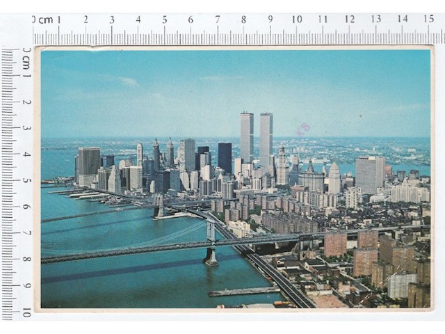 Aerial view of lower Manhattan skyline with the Brookly