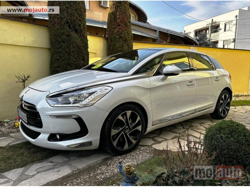 Citroen DS5 2.0 HDI SPORT CHIC