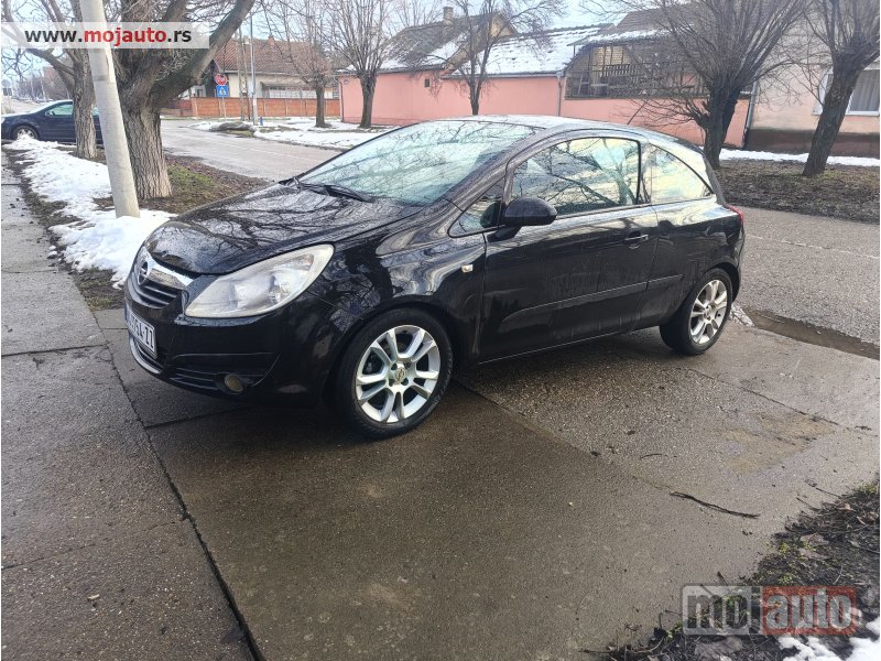 Opel Corsa poklon cena klima
