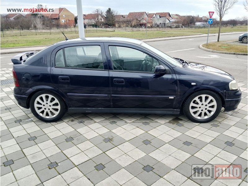Opel Astra 2.0D