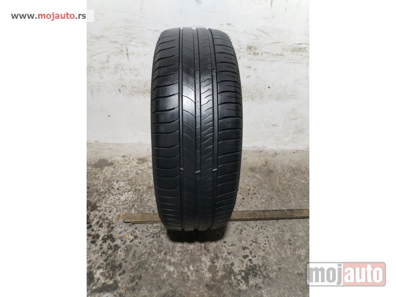3508. Guma MICHELIN 16-ica, LETNJA 205/60, Šara 6.1 mm