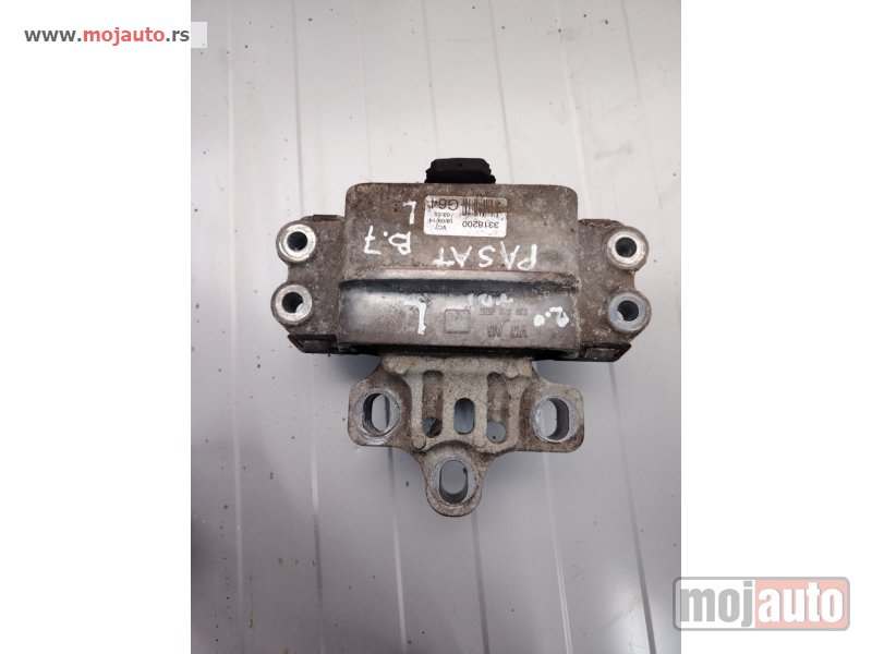 Pasat b7 nosač motora levo 2.0 TDI Originalni delovi Moguca ugradnja delova Alfa Romeo 147-156-166-159-GT-MiTo-Giulietta Fiat bravo 2 - croma -grande punto -multipla 2 -punto 3 -stilo-idea Freemon...
