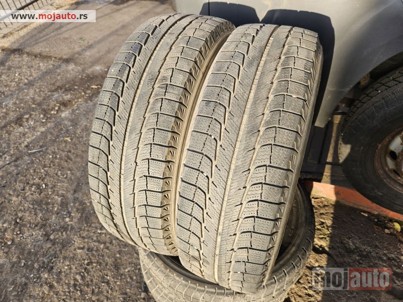 215-70-16 Michelin odlicne m+s povoljno