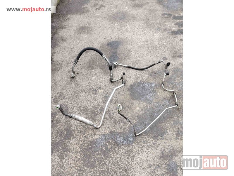 Pasat b7 2.0 TDI creva klime Originalni delovi Moguca ugradnja delova Alfa Romeo 147-156-166-159-GT-MiTo-Giulietta Fiat bravo 2 - croma -grande punto -multipla 2 -punto 3 -stilo-idea Freemont Pand...