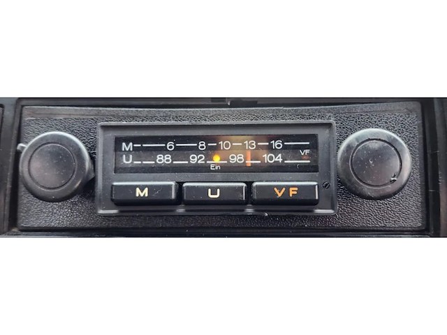 Fabrički radio za Volkswagena, Golf mk1, Jetta, Polo, P