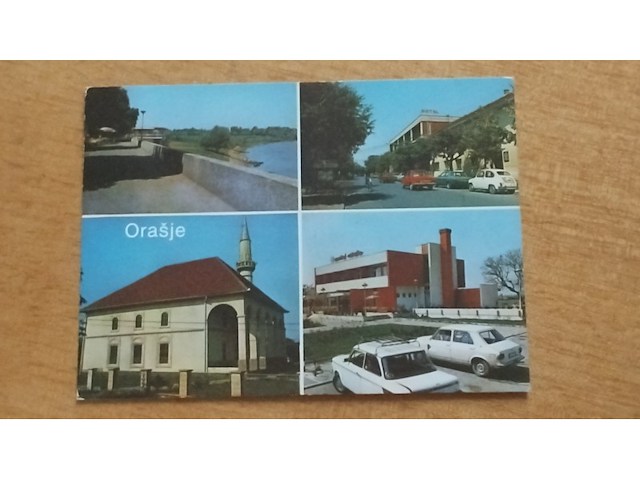 Orašje - Hotel - Džamija - Automobili - Bosna -
