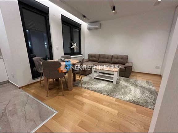Čukarica, Banovo brdo, 2.0 stan, 42m2, 790 EUR, ID 52757