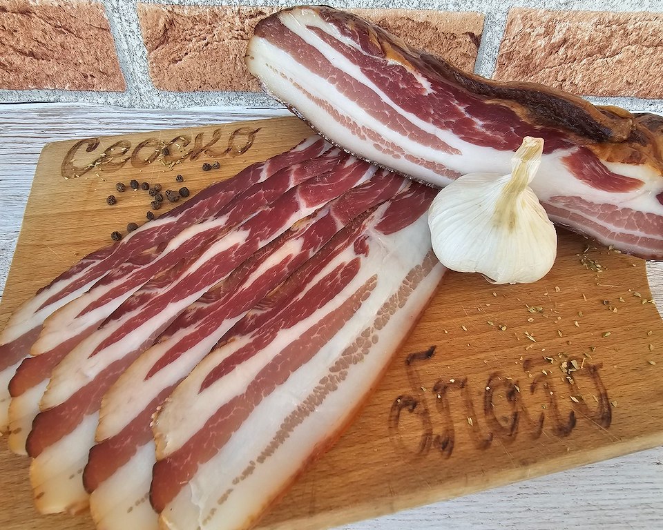 Domaća mesnata slanina 100g
