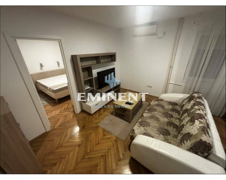 Voždovac, Autokomanda, Admirala Vukovića, 2.0, 52m2, 600 EUR