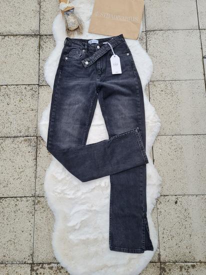 NOVE sive farmerke 38