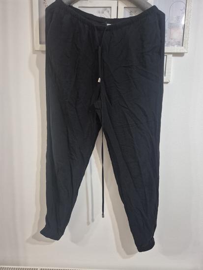 Pantalone M
