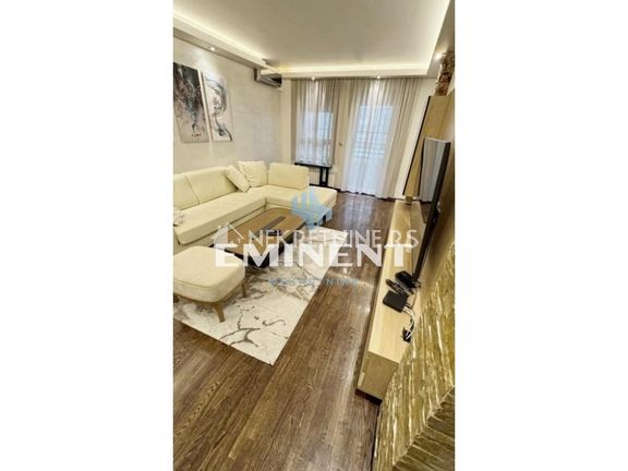 Novi Beograd, Blok 67, Belville, Jurija Gagarina, 3.0, 101m2, 1500 EUR