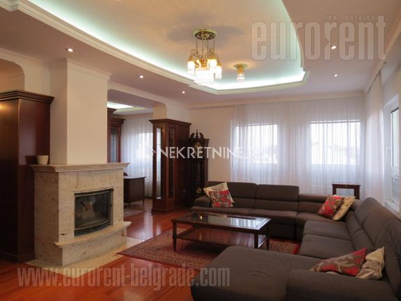 #1729, Izdavanje, Stan, DORĆOL, 3500 EUR