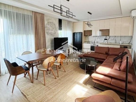 Savski venac, Senjak, 5.0 stan, 170m2, 2300 EUR