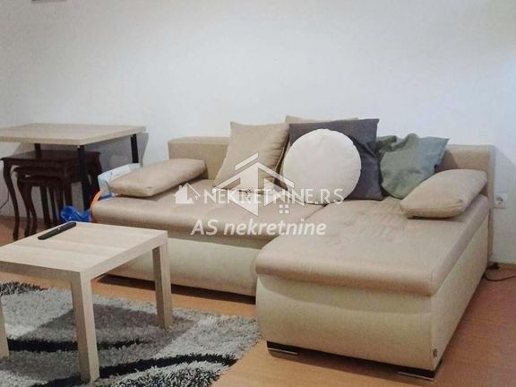 Vračar, Crveni krst, 2.0 stan, 50m2, 550 EUR