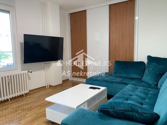 Novi Beograd, Blok 24, Super Vero, 1.5 stan, 41m2, 700 EUR