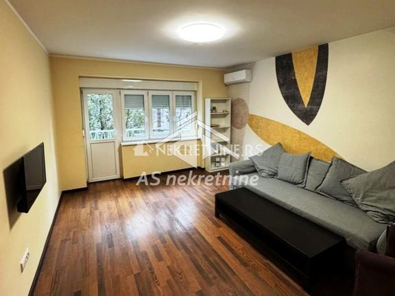 Novi Beograd, Paviljoni, 2.0 stan, 55m2, 700 EUR
