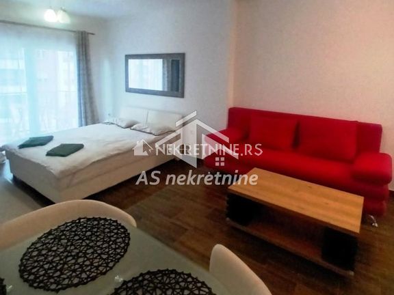 Vračar, Čubura, 1.0 stan, 40m2, 600 EUR