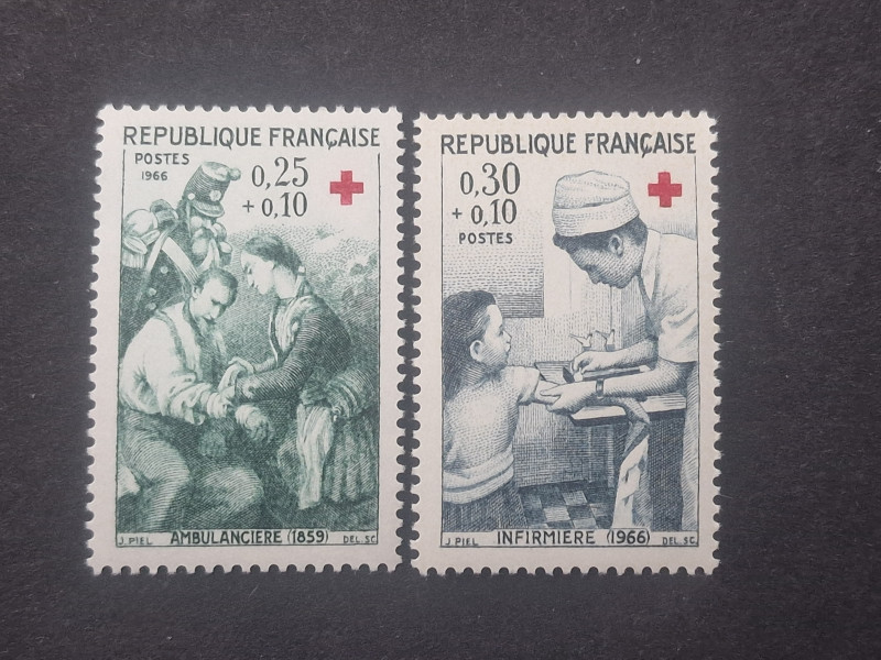 Francuska 1966 **Čista Serija** Crveni Krst