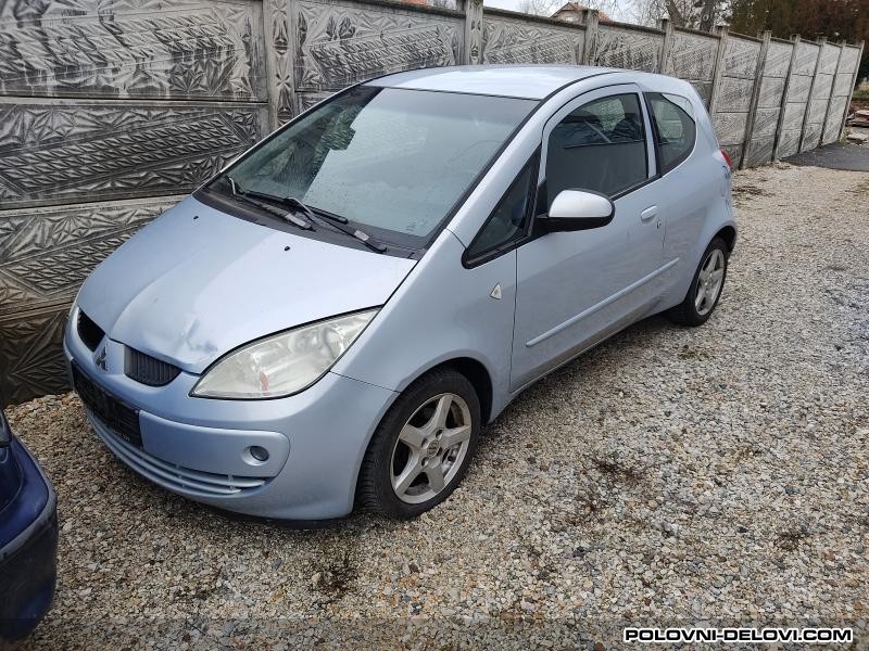 Mitsubishi Colt 1.5b Kompletan Auto U Delovima