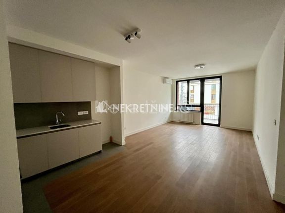 Beograd na vodi "Quartet" 2.0 58 m2 Lift 1/8 Terasa