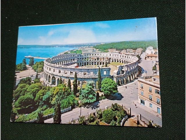 Pula