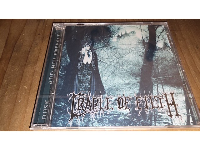 Cradle of Filth - Dusk and her embrace , U CELOFANU