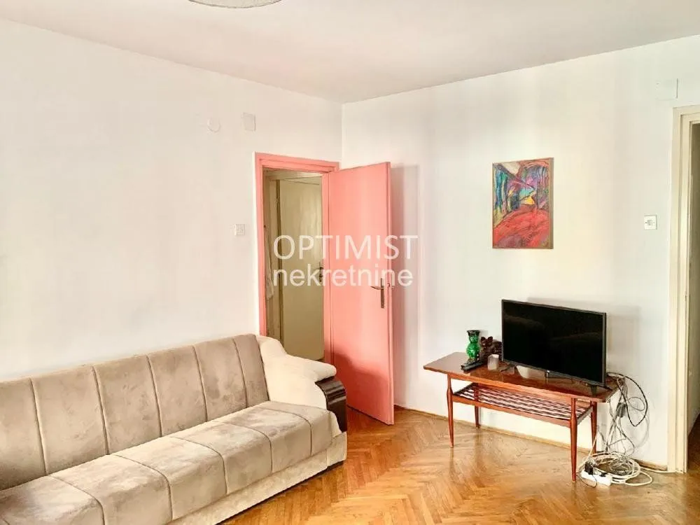 Prodaja, dvosoban stan, 60m², Stari Grad, Beograd
