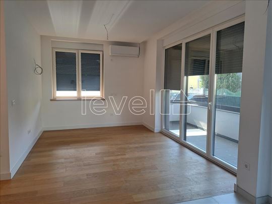 Stan,Novi Sad,Telep,kv: 66.00, € 181500