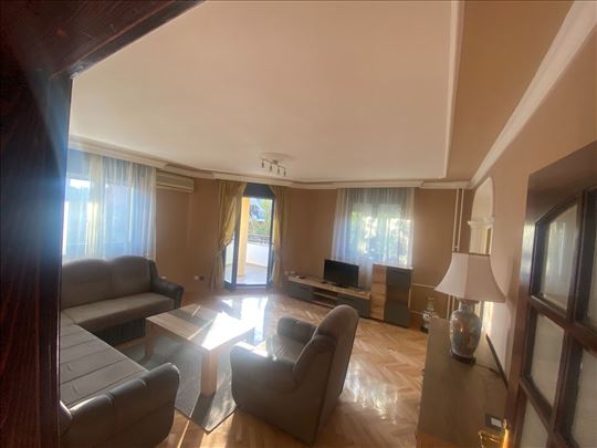 Zemun, novogradnja, garaža 30m2, ID 21129