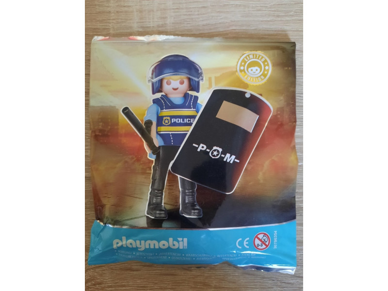 Playmobil figura policajca sa štitom