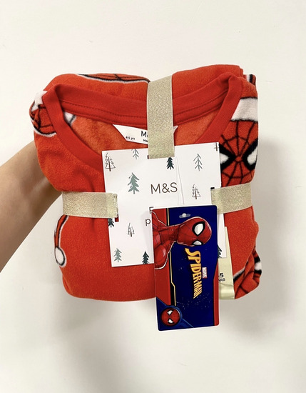 M&S novogodisnja Spiderman plisana pidzama