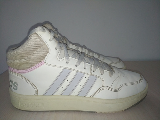 ADIDAS zenske duboke patike hoops br 40,5