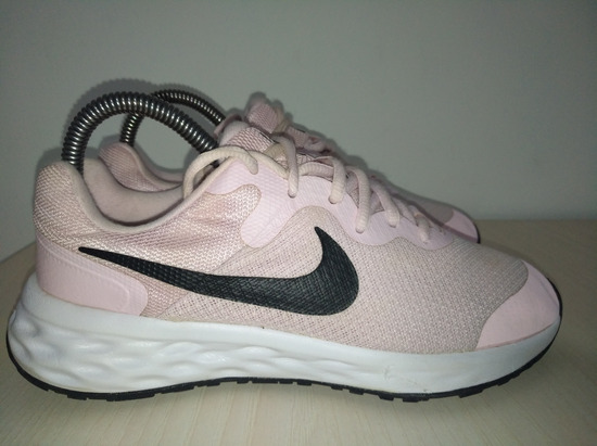 Nike patike broj 37,5 ( 23,5) ORIGINAL