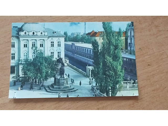 Ljubljana - Tromostovlje - Spomenik Slovenija - Čista -