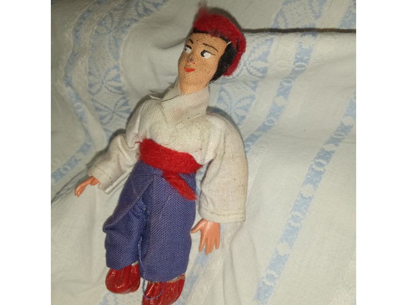 Vintage Etno lutka