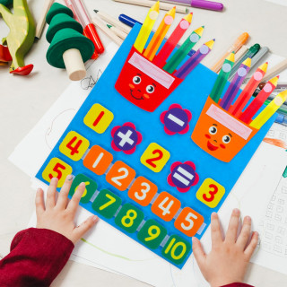 Early education - tabla od filca za učenje matematike