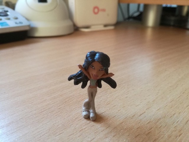 BRATZ FIGURICA DEVOJČICA 1