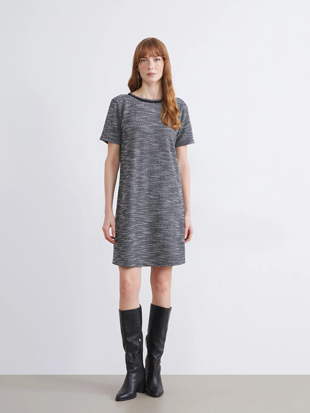 LCW Comfort Okrugli Izrez Uzorkovana Mini Haljina