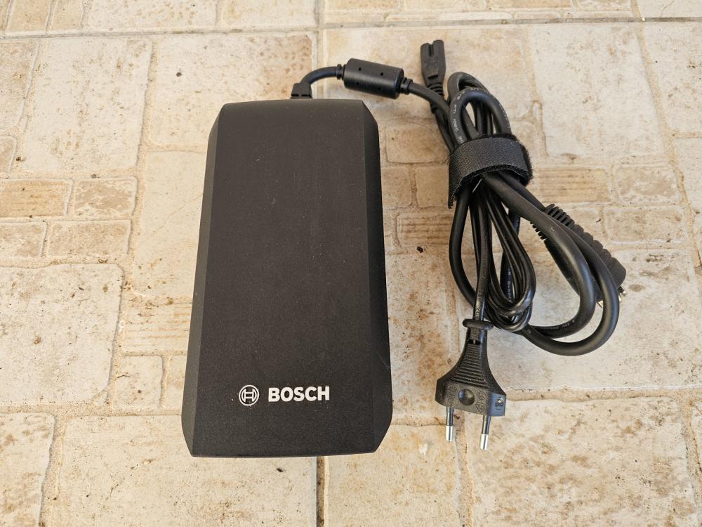 Bosch Fast Charger 6A