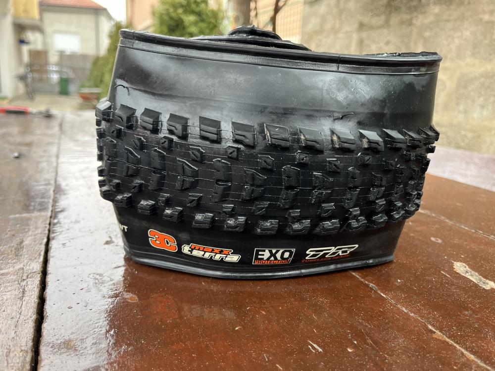 Maxxis Rekon MTB GUMA TR 29x2.40 84